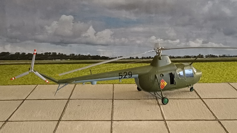 Mil Mi-1 Hare, Amodel 1:72 von Peter Lindner