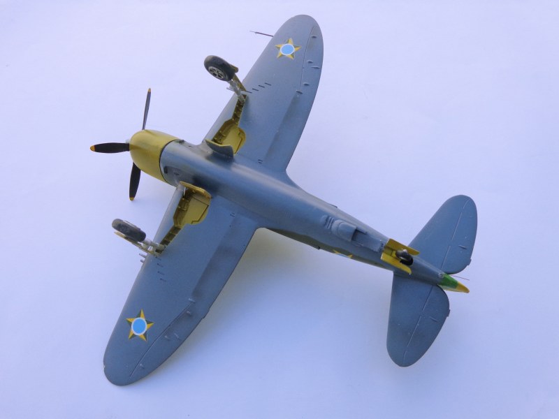 Republic P-47B Thunderbolt, Arii 1:48 von Tadeu Pinto Mendes