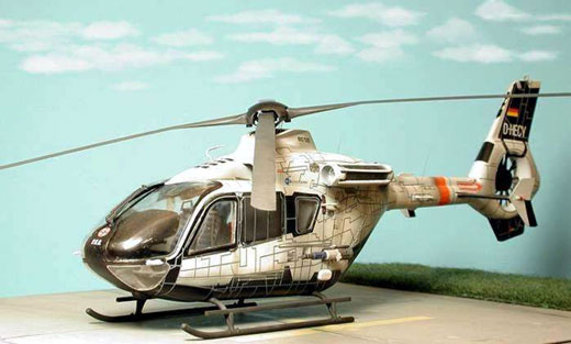 Eurocopter EC-135, Revell 1:32 von Hans Jürgen Bauer