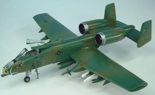 A-10A Thunderbolt II, Academy 1:72 von Paul Freudenberg