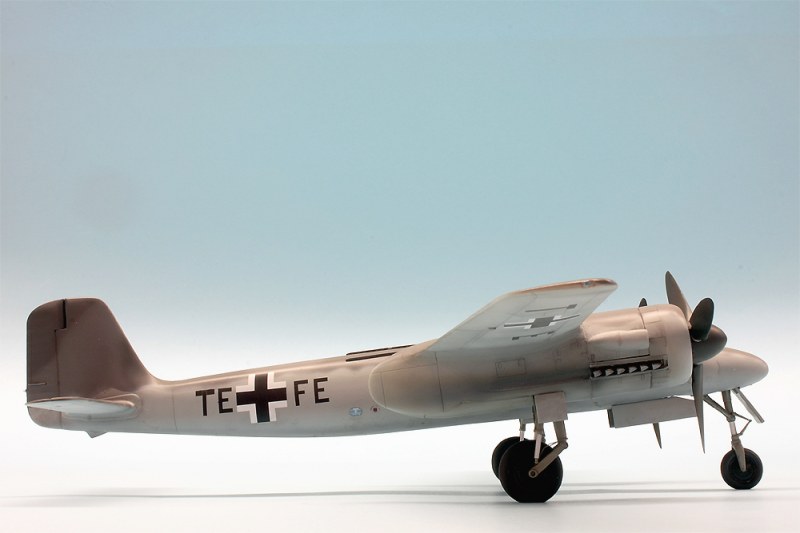 Focke-Wulf Ta 154 V-1, Dragon 1:48 von Roland Sachsenhofer