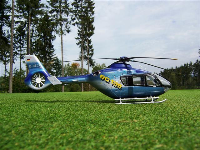 Eurocopter EC-135, Revell 1:32 von Rudolf Götz