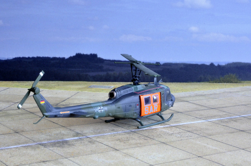 Bell UH 1D "SAR", Revell 1:72 von Franz Felzen