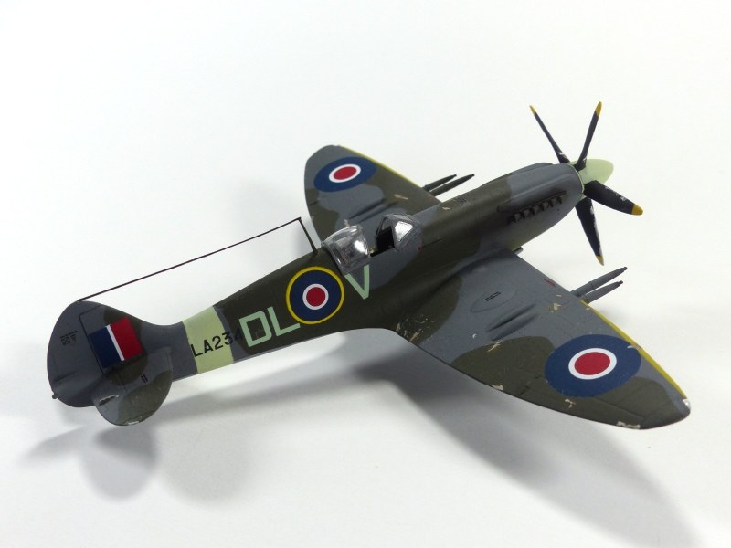 Supermarine Spitfire Mk 21, Special Hobby 1:72 von Lukas Kanczik