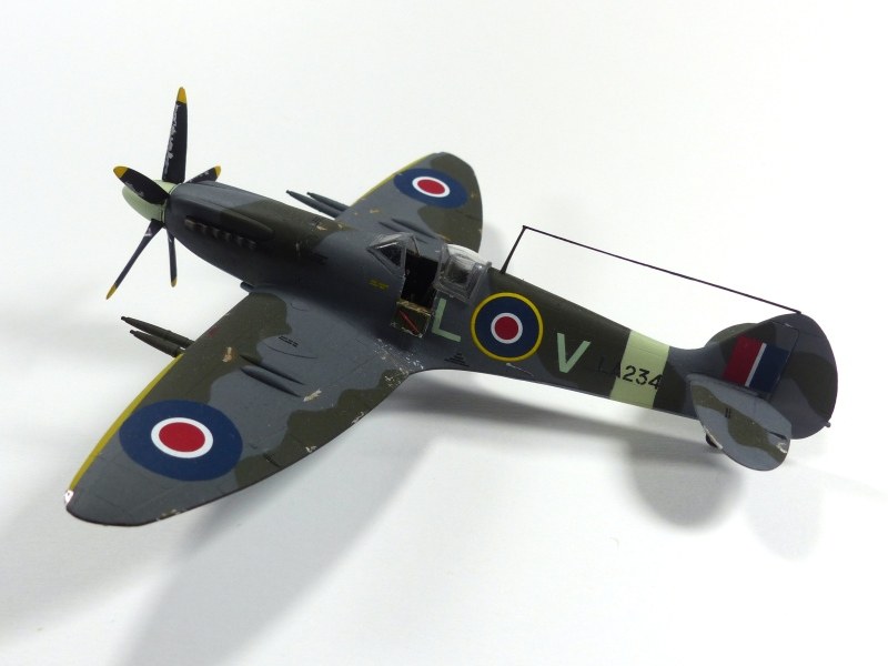 Supermarine Spitfire Mk 21, Special Hobby 1:72 von Lukas Kanczik