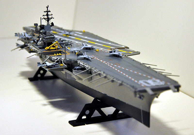 USS Saratoga, Revell 1:542 von Carl Freitag