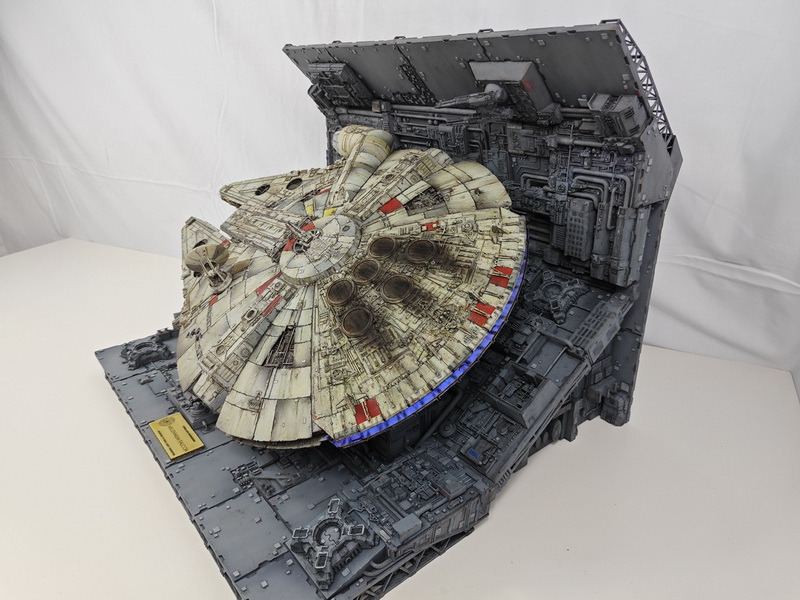 YT-1300 Millennium Falcon, Bandai 1:72 von Jörg Schäfer