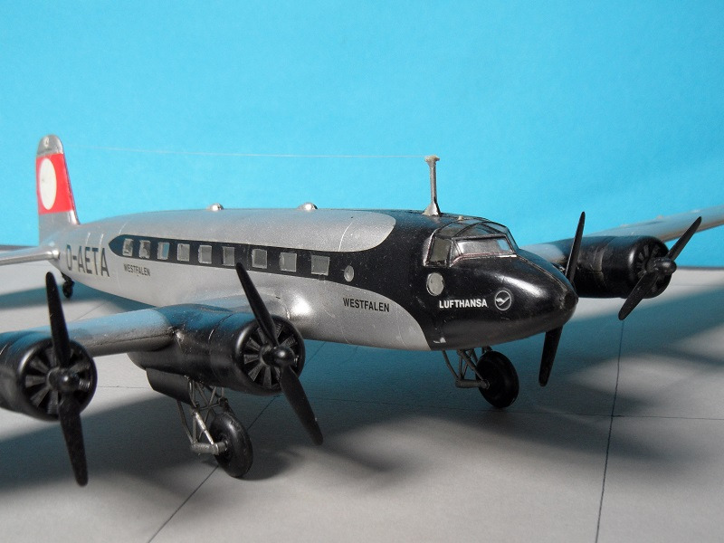 Focke-Wulf Fw 200 Condor V-2, Revell 1:72 von Günter Kallenbach