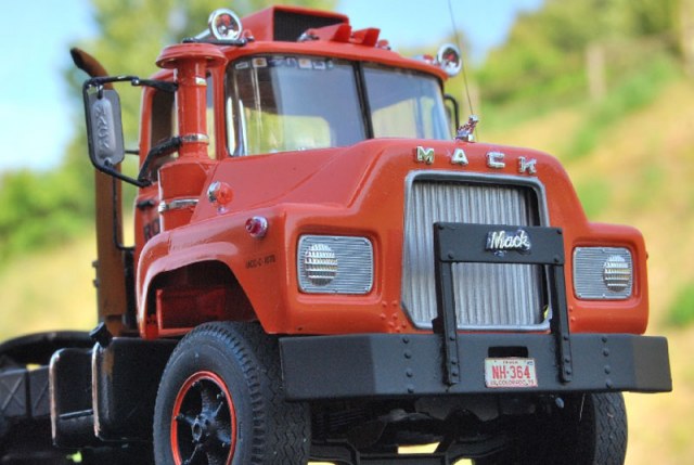 Mack DM 600, AMT/Ertl 1:25 von Jaume Campreciós