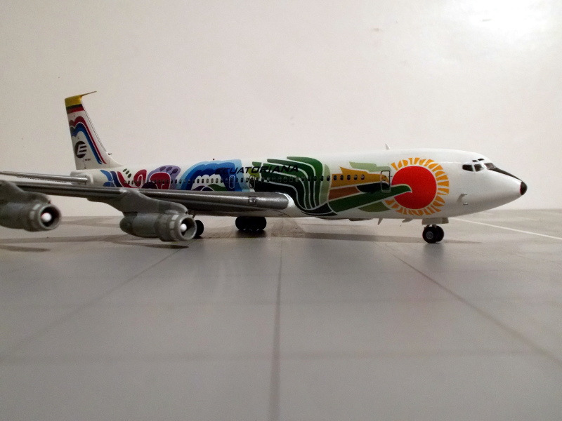 Boeing 707-321B „Sunbird“, Minicraft Model Kits 1:144 von Jürgen Baumgart