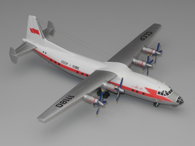 Antonow An-10, Eastern Express 1:144 von Johannes Wipauer