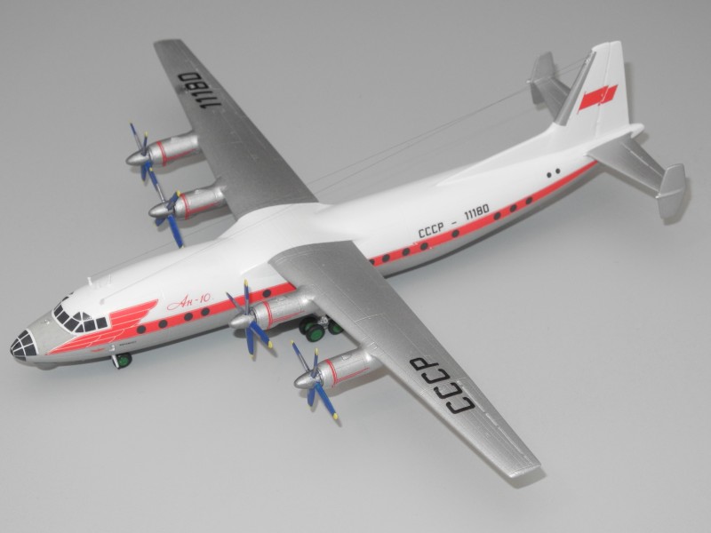 Antonow An-10, Eastern Express 1:144 von Johannes Wipauer