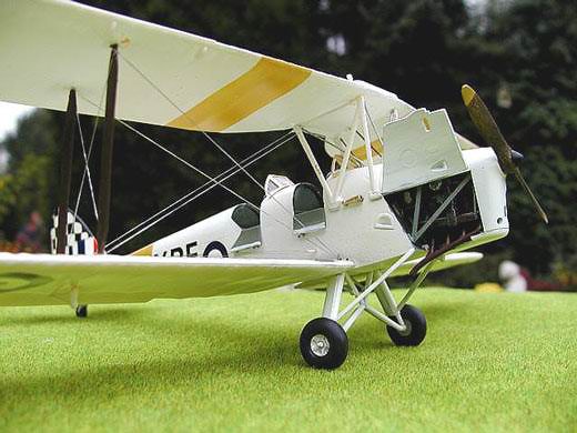De Havilland DH.82A/C Tiger Moth, Matchbox 1:32 von Michael Leuchtenberger
