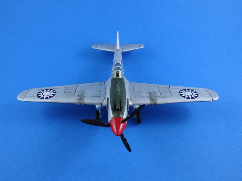 Curtiss P-40B Warhawk, Academy 1:72 von Manuel Leyva