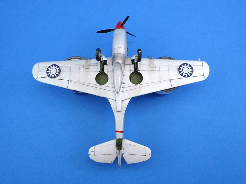 P-40B Tomahawk, Academy 1:72 von Manuel Leyva