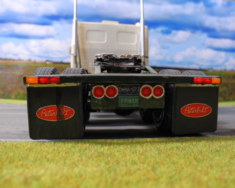Peterbilt 352, AMT 1:25 von Johannes Wipauer