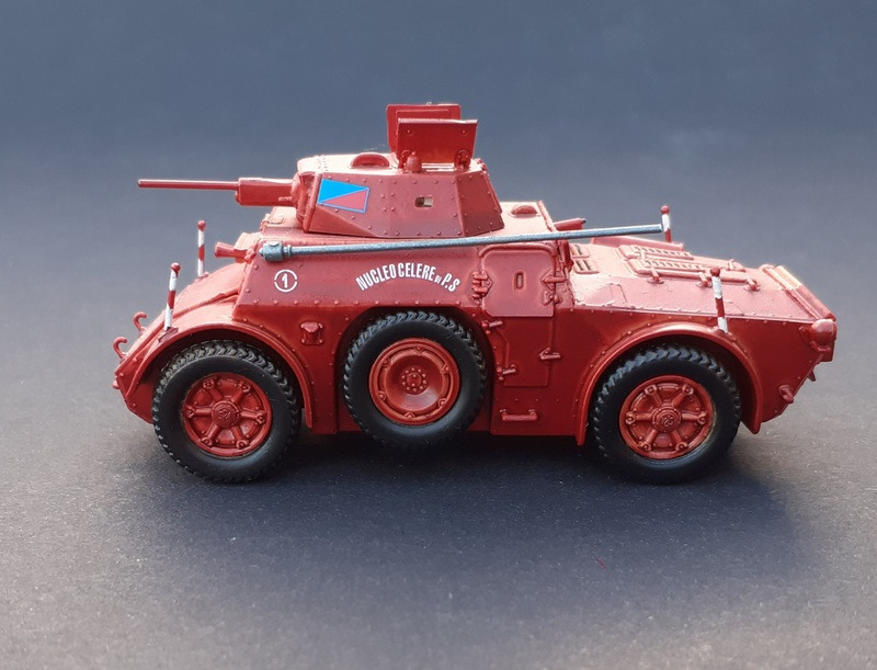 Autoblinda AB 43, Italeri 1:72 von Tom Klose
