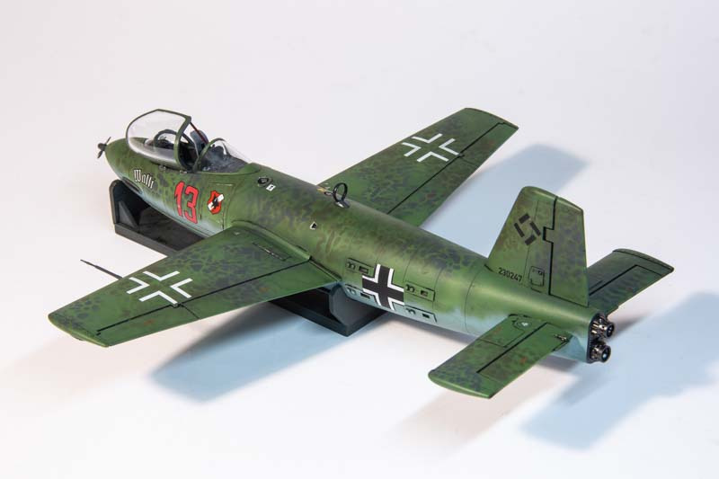 Junkers EF 127 „Walli“, Das Werk 1:32 von Max Hauswald