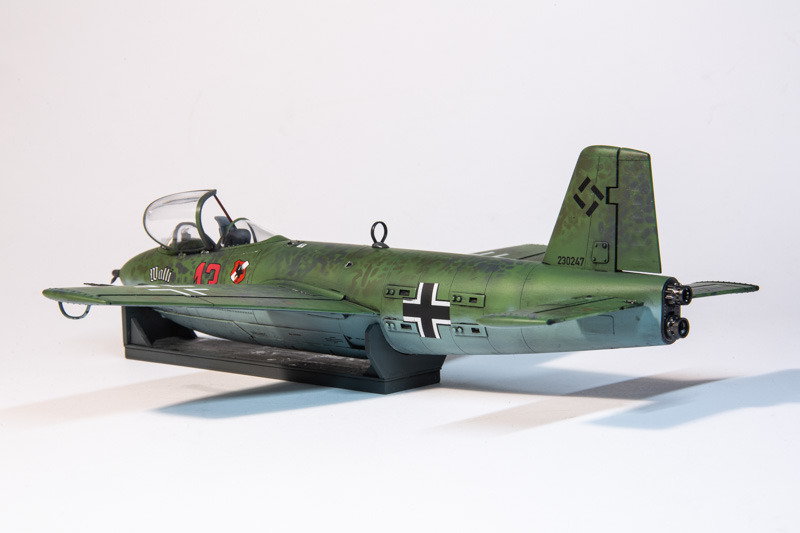 Junkers EF 127 „Walli“, Das Werk 1:32 von Max Hauswald