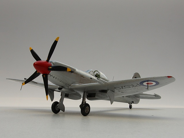 Supermarine Spitfire F.22, Airfix 1:48 von Frank Richter