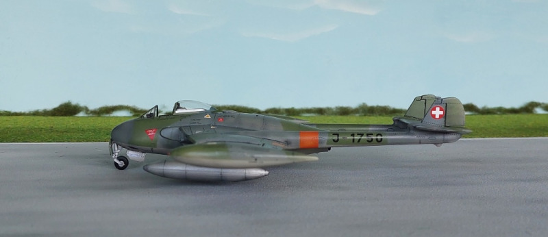 De Havilland DH.112 Mk.4 Venom, Mikro Mir 1:48 von Hans Peter Tschanz