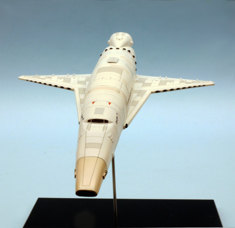 Space Clipper Orion III, Moebius Models 1:144 von Roland Sachsenhofer