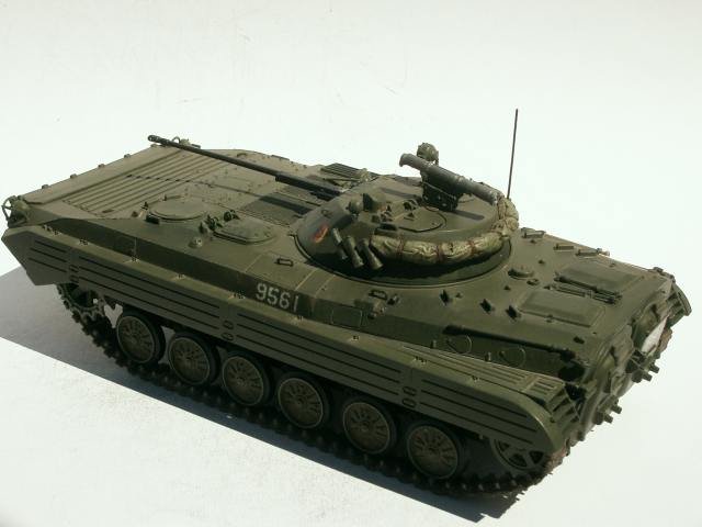 BMP-2, Zvezda 1:35 von Jörg Engert