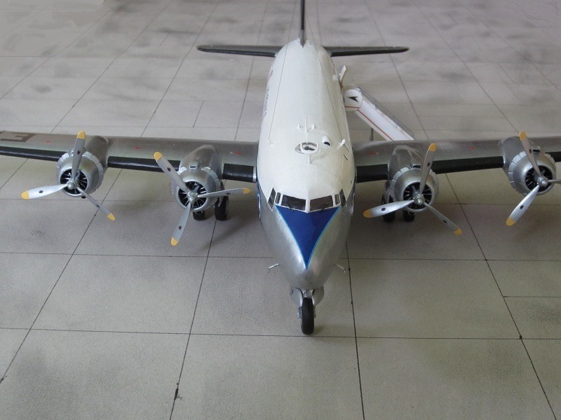 Douglas DC-4, Revell 1:72 von Rico Christmann