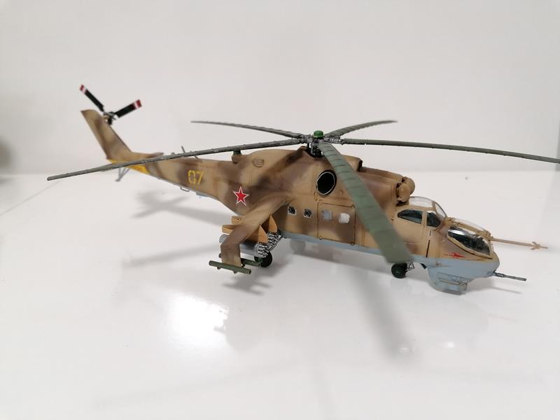 Mil Mi-24 D Hind, Italeri 1:72 von Andreas Hess