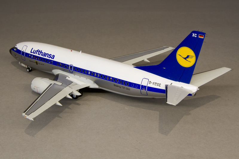 Boeing 737-300, Skyline Models 1:144 von Marco Coldewey