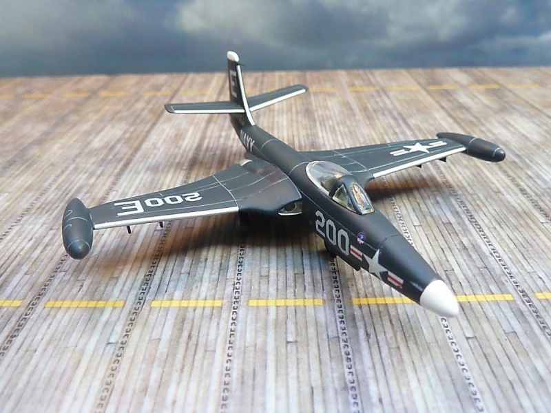 F2H-2N Banshee, Miniwing 1:144 von Matthias Pohl