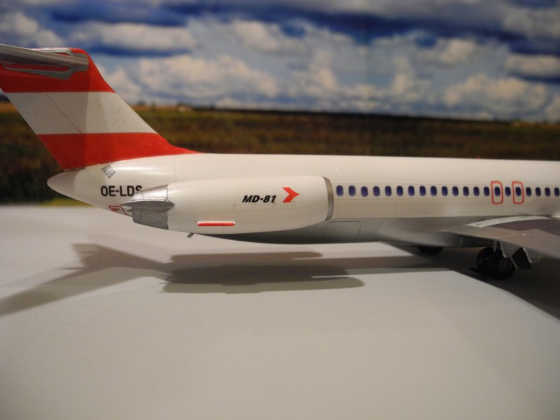McDonnell Douglas MD-81, Minicraft Model Kits 1:144 von Johannes Wipauer