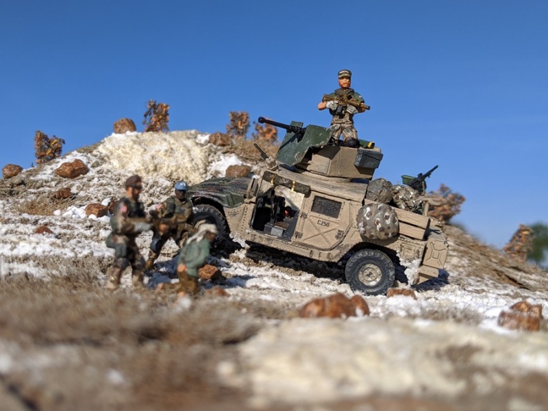 HMMWV GMV Dumvee Ground Mobility Vehicle, Military Wheels 1:72 von Theo ...