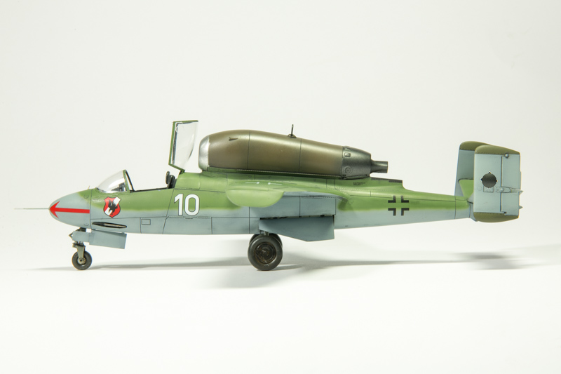 Heinkel He 162 A-2 Volksjäger, Tamiya 1:48 von Max Hauswald