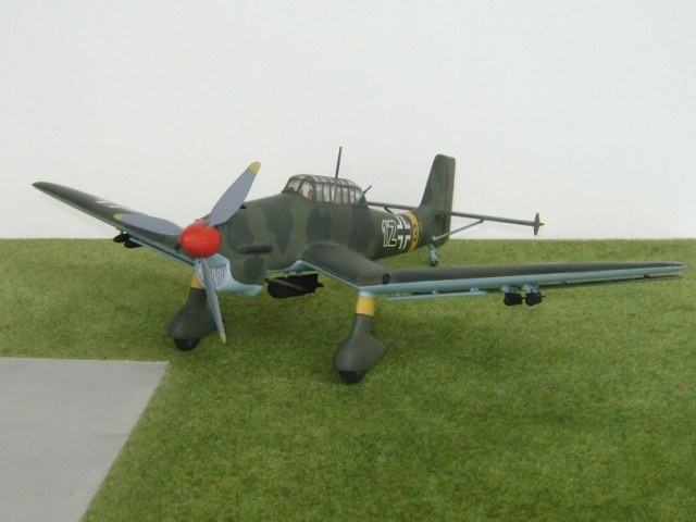 Junkers Ju 87 B Stuka, Lindberg 1:48 von Helmut Dominik