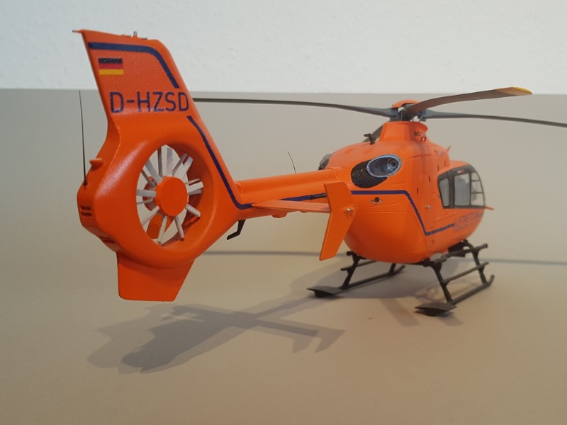 Eurocopter EC 135, Revell 1:32 von Jens Merschmann