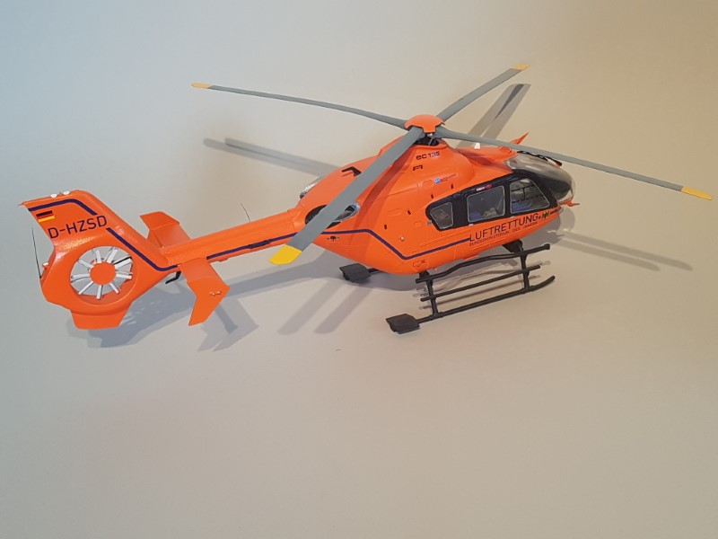 Eurocopter EC 135, Revell 1:32 von Jens Merschmann
