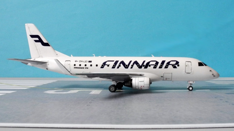 Embraer 170, Karaya 1:144 von Johannes Wipauer