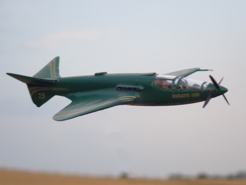 Bugatti 100 „Racer“, Special Hobby 1:72 von Thomas Brückelt