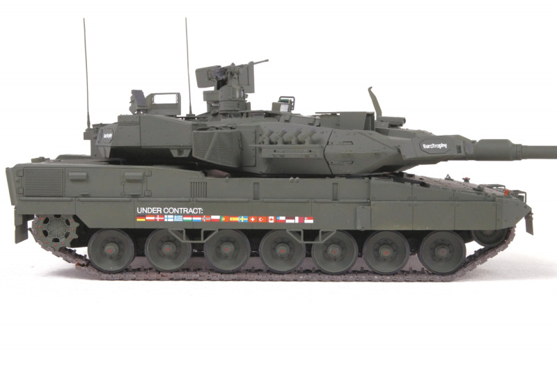 Leopard 2A8, Amusing Hobby 1:35 von Dietmar Ehret
