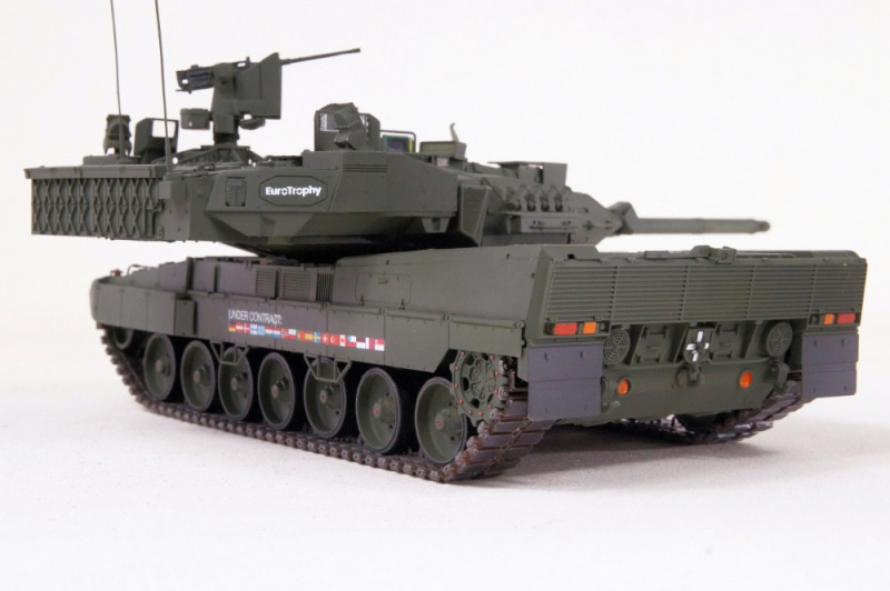 Leopard 2A8, Amusing Hobby 1:35 von Dietmar Ehret
