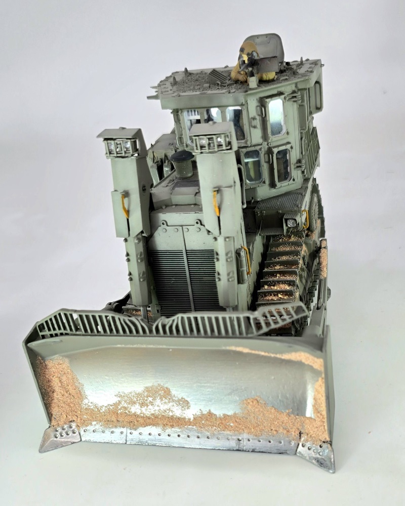 Caterpillar Bulldozer D9R, Meng Model 1:35 von Axel Grundmann