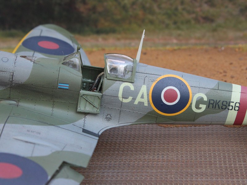 Supermarine Spitfire Mk.IXe, Eduard 1:48 von Herbert Engelhard
