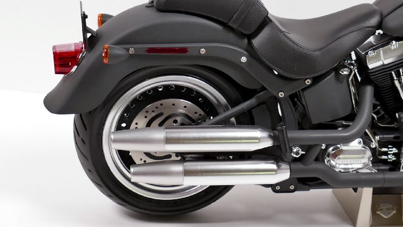 Harley-Davidson FLSTFB Fat Boy Lo, Tamiya 1:6 von Hans Jürgen Epp