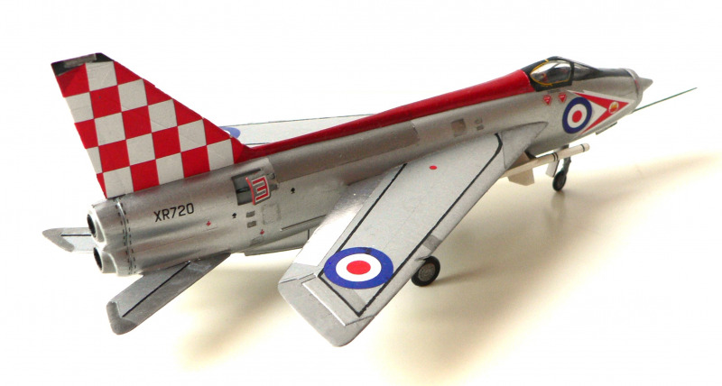 BAC Lightning F.3, Airfix 1:72 von Bruno Schilli