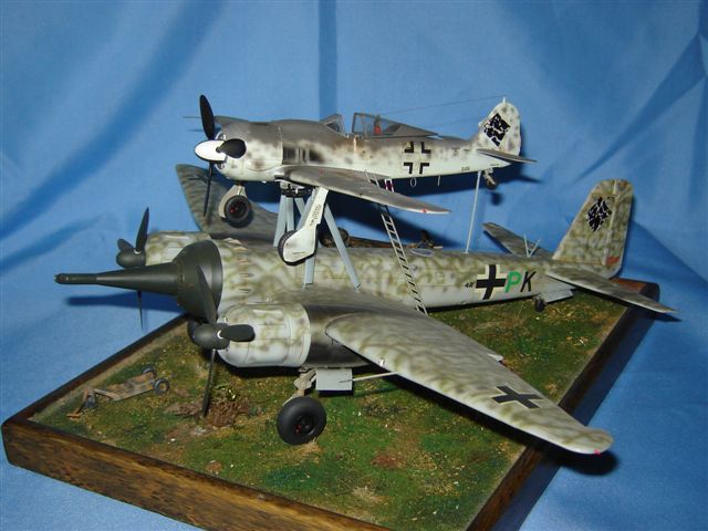 Mistel 2, Ju-88 G-1 und Fw 190 F-8, Dragon 1:48 von Herbert Janta