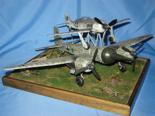 Mistel 2, Ju-88 G-1 und Fw 190 F-8, Dragon 1:48 von Herbert Janta