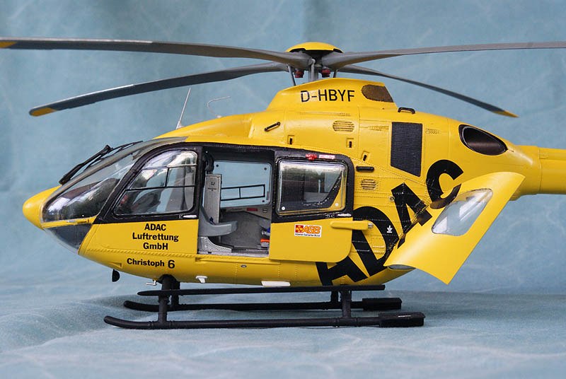 Eurocopter EC-135, Revell 1:32 von Bastelhorties