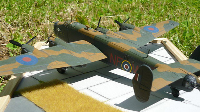 Handley Page Halifax B.II, Revell 1:72 von Benjamin Nowak