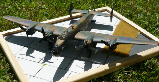 Handley Page Halifax B.II, Revell 1:72 von Benjamin Nowak
